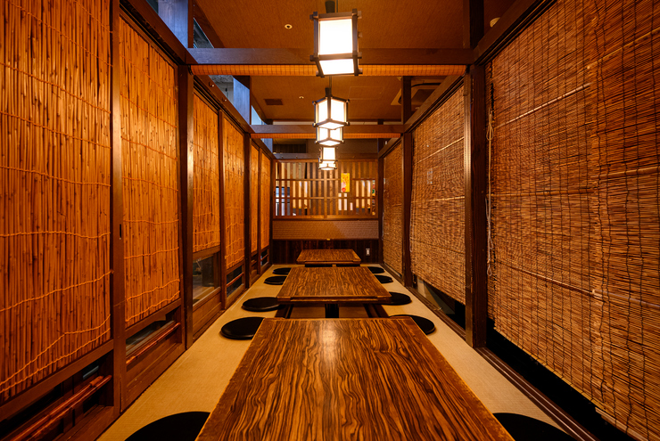 Dosanko Bar Morimachi Shigezo Yaesu in Tokyo Station, Tokyo - SAVOR JAPAN
