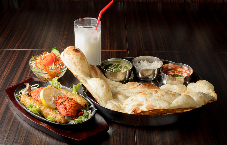 Dip Jyoti Nagaoka Tenjin Ekimae branch in Nagaokakyo/Indian - SAVOR JAPAN