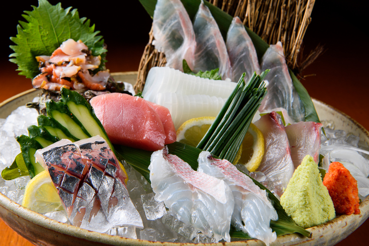 Natural Fish･Live Fish Fujiken Nakasu branch in Nakasu/Izakaya ...