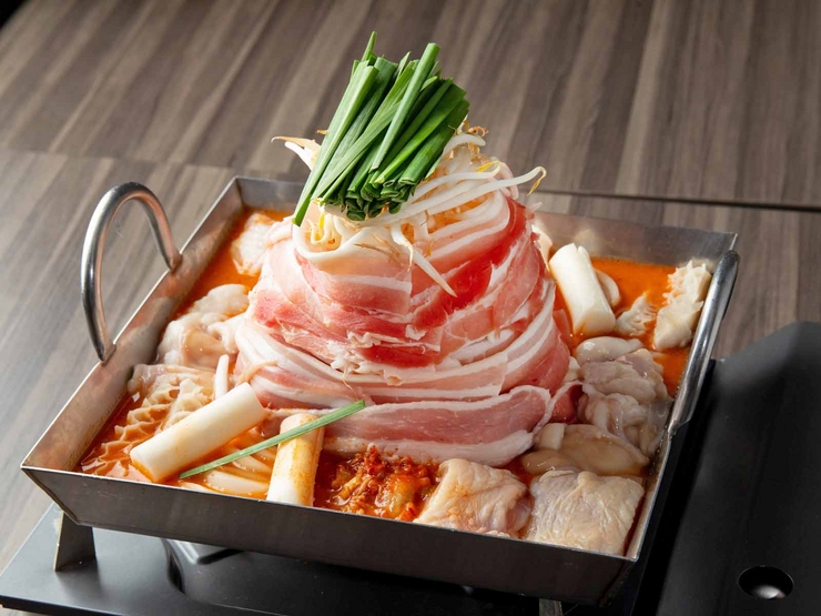 AND-KUMANEKO-SAKABA in Wakayama City, Wakayama - SAVOR JAPAN