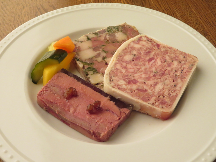 CHARCUT in Toranomon, Tokyo - SAVOR JAPAN