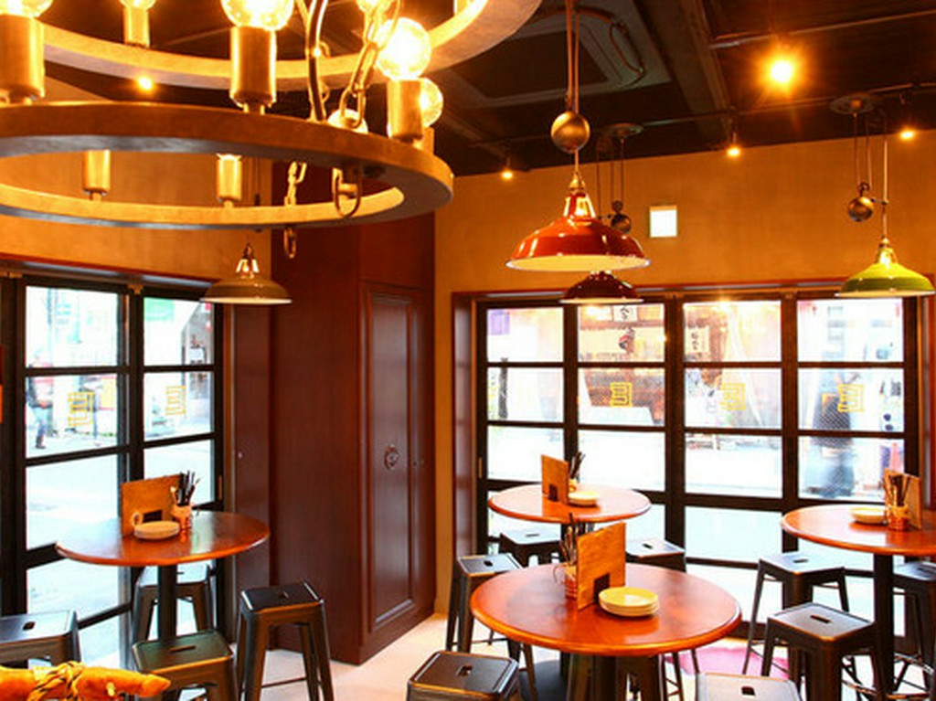 ESOLA 戸塚駅前店 戸塚/東戸塚/バル ネット予約可 | ヒトサラ