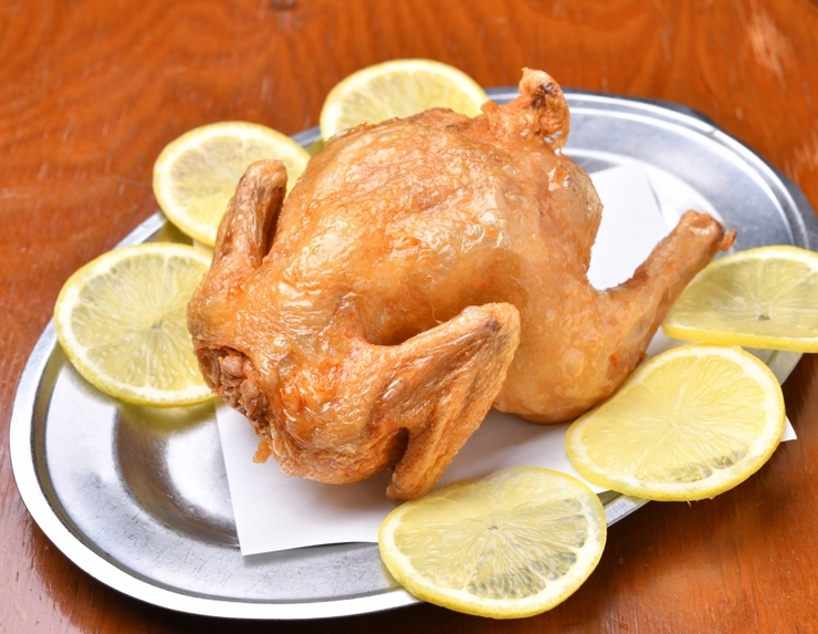 chicken tree in Higashi-Shinsaibashi/Shinsaibashi-suji, Osaka - SAVOR JAPAN