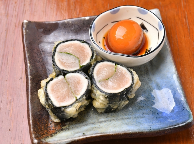 chicken tree in Higashi-Shinsaibashi/Shinsaibashi-suji, Osaka - SAVOR JAPAN